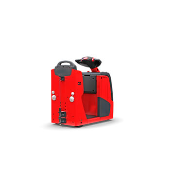 Tow tractor